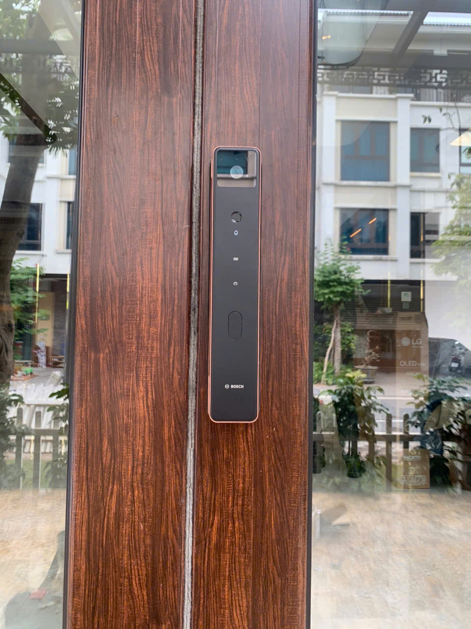 Khóa Thông Minh Bosch FU8 Plus - Sự Lựa Chọn Hoàn Hảo Cho Ngôi Nhà Hiện Đại